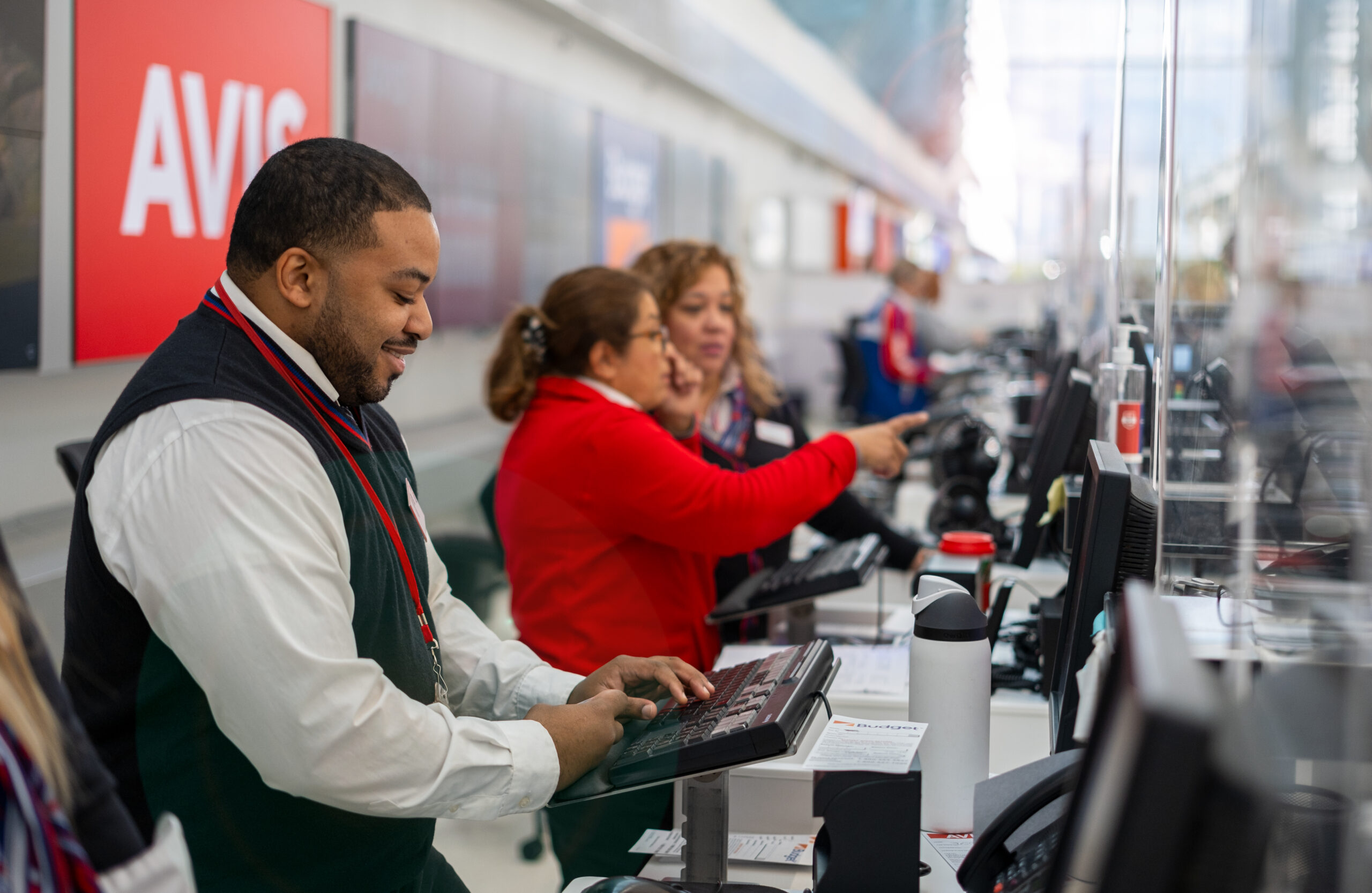 2021 Gabon's Leading Car Rental Company - World Travel Awards - Avis ...